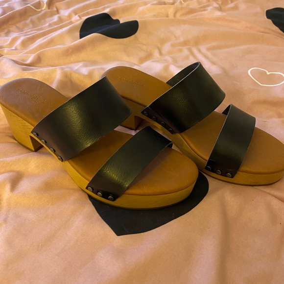 Shoes | Universal Thread Clog Sandal | Poshmark